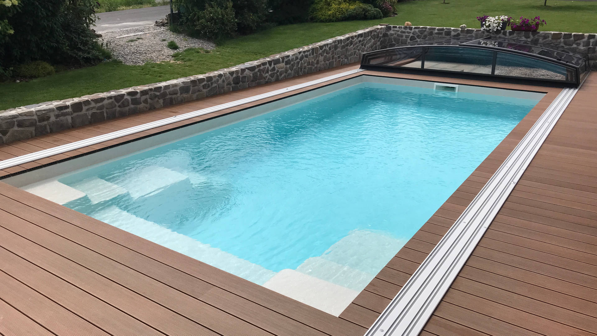 bazeny-brandejsky.cz